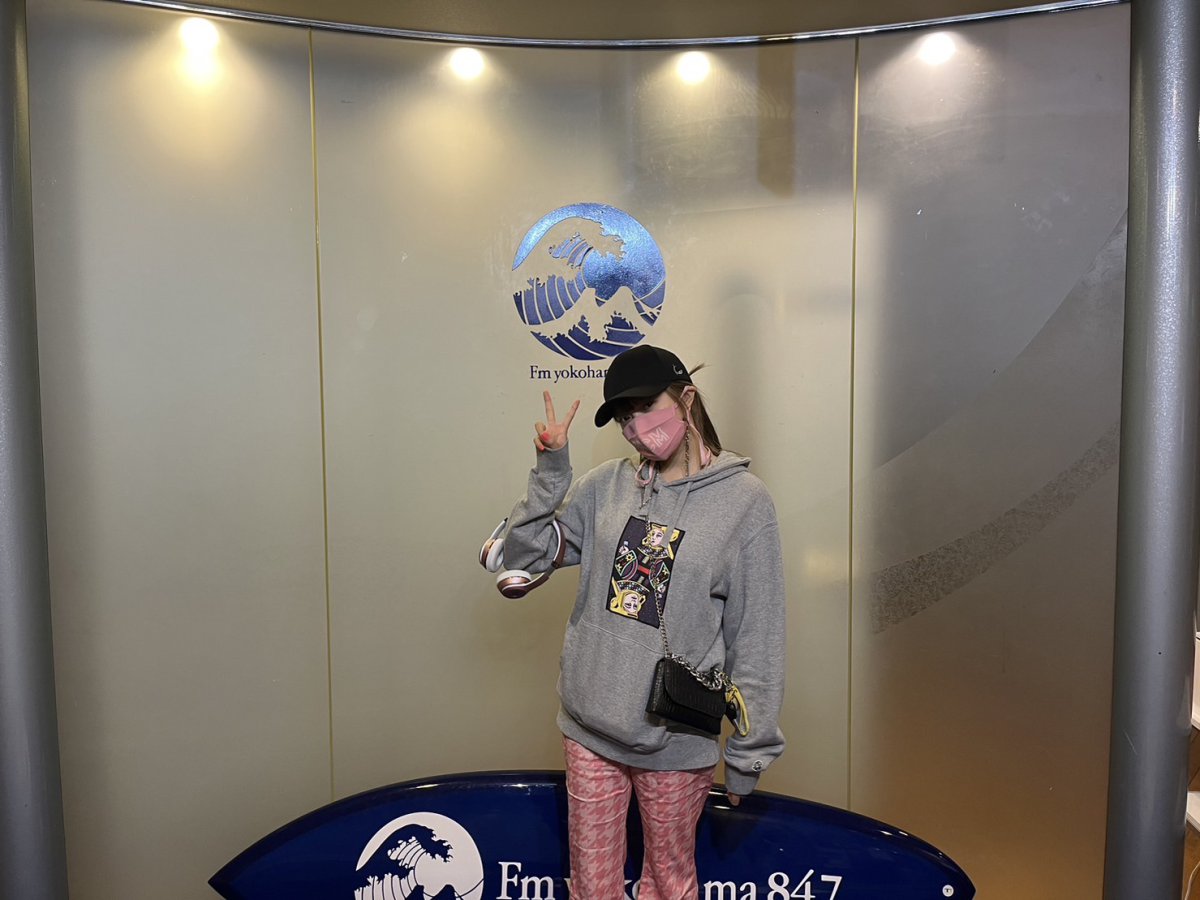 「just setting up my twttr ♪」 #安斉かれん #てくかれ | FMヨコハマ『Tresen』オフィシャルサイト